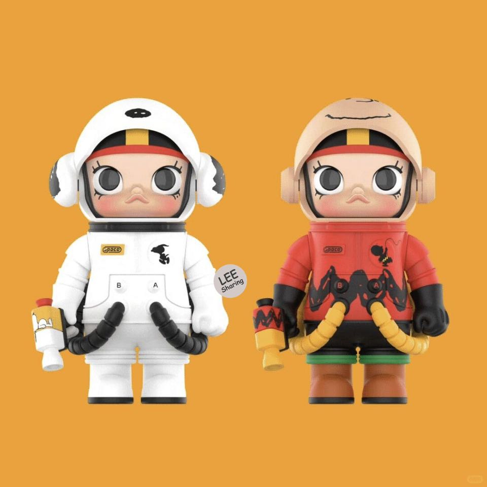 Popmart x Snoopy 联名啦！史努比Mega Space Molly 100%！ – LEESHARING