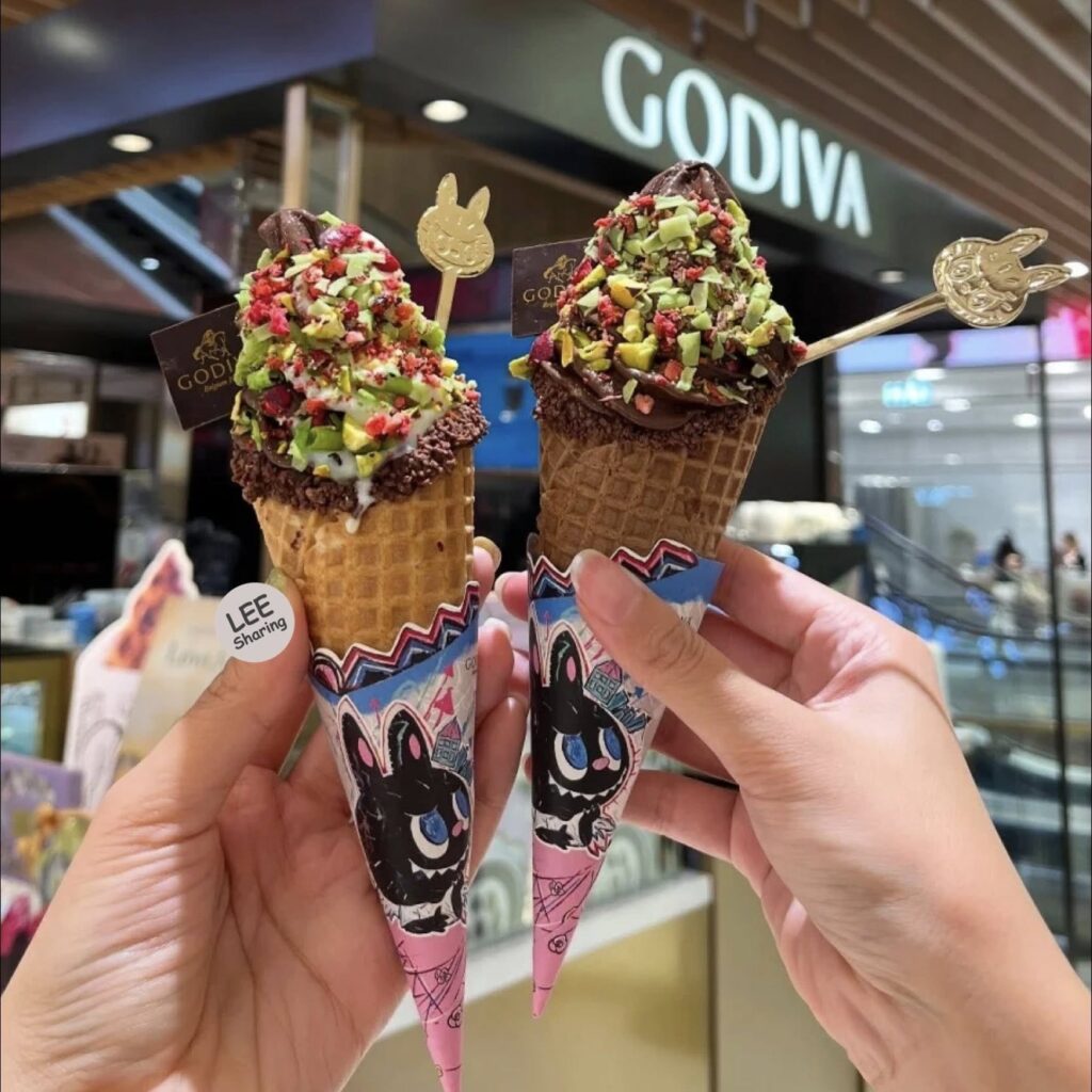 Godiva x Popmart 联名啦！推出Labubu 联名雪糕，还有 Labubu 造型汤匙呢！ – LEESHARING