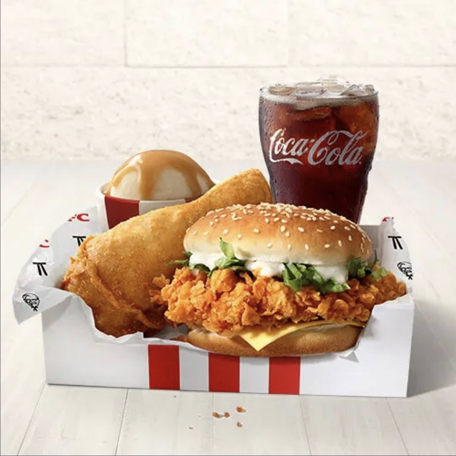 KFC 套餐Buy 1 Free 1！8月11日至13日！ – LEESHARING